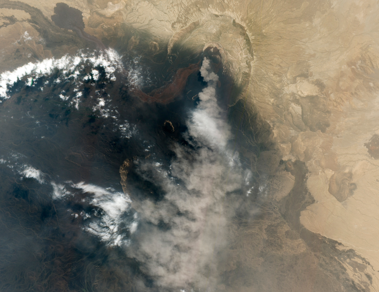 The Biggest Volcanic Eruptions, Ranked - MotorSearches
